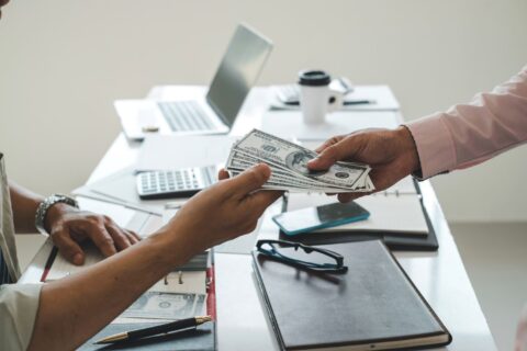 A comprehensive guide to SWIFT transfer for businesses