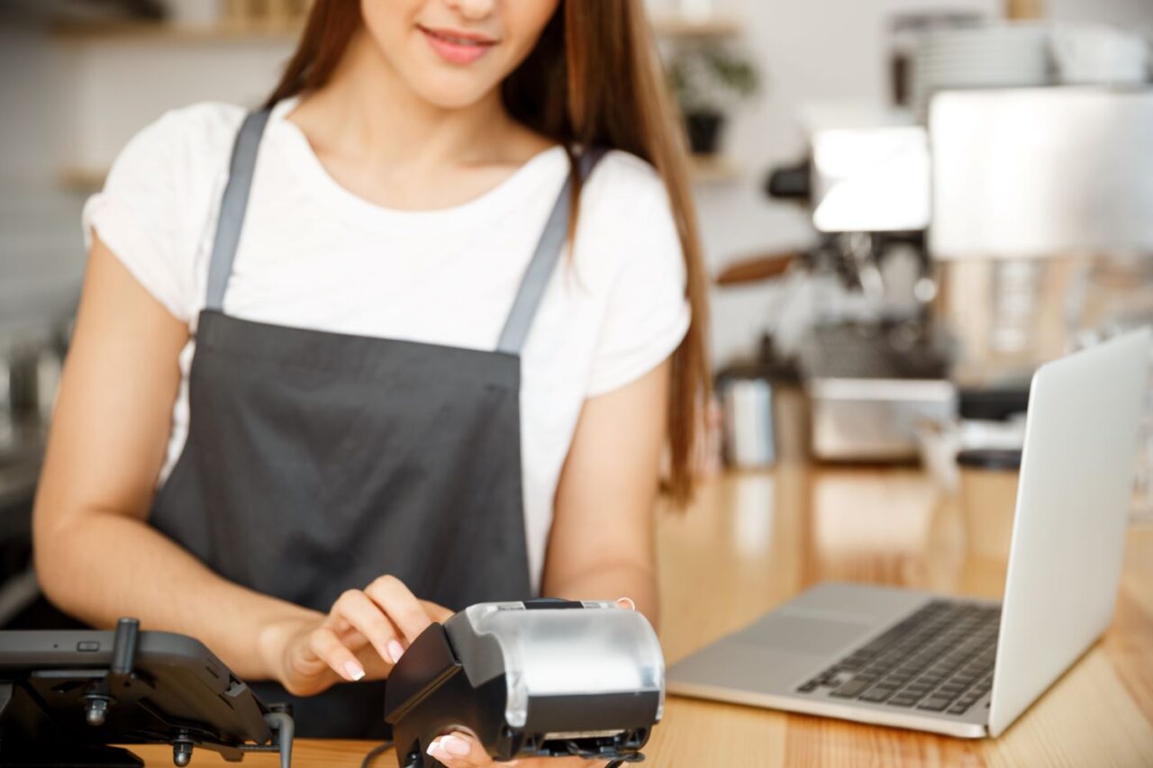 How to choose the point of sale systems for small businesses